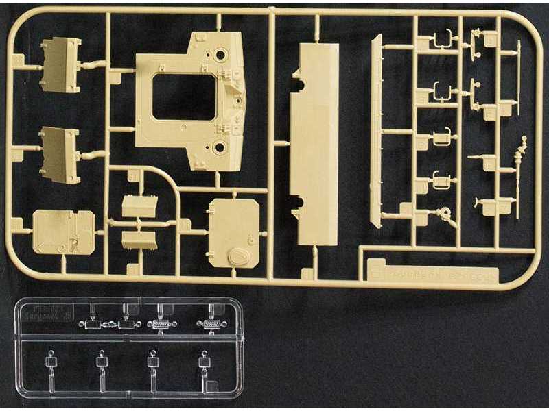 BTR Kurganiec-25, Obiekt 695 wóz bojowy