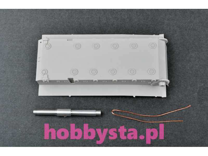 JGSDF Type 75 155mm Self-Propelled Howitzer