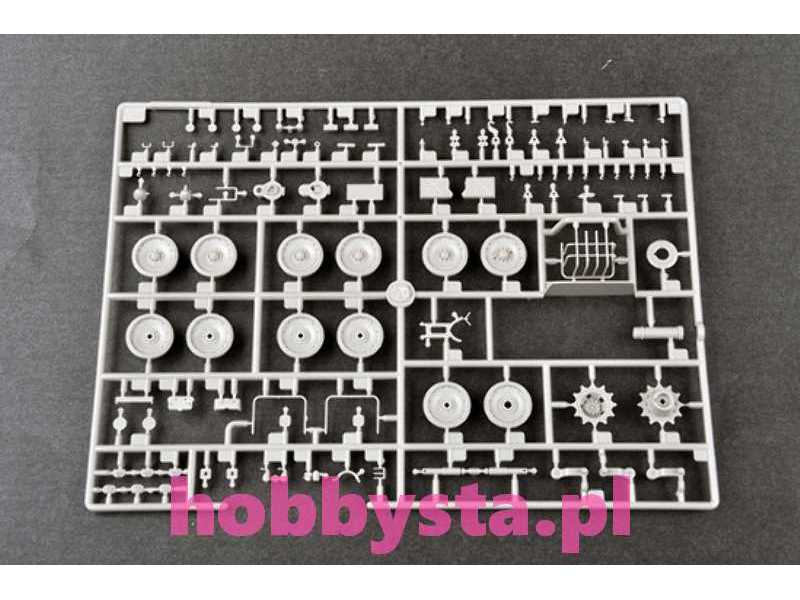 JGSDF Type 75 155mm Self-Propelled Howitzer