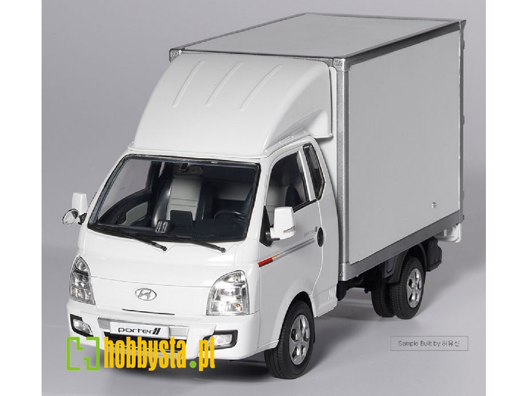 Hyundai Porter II box truck - koreański dostawczak