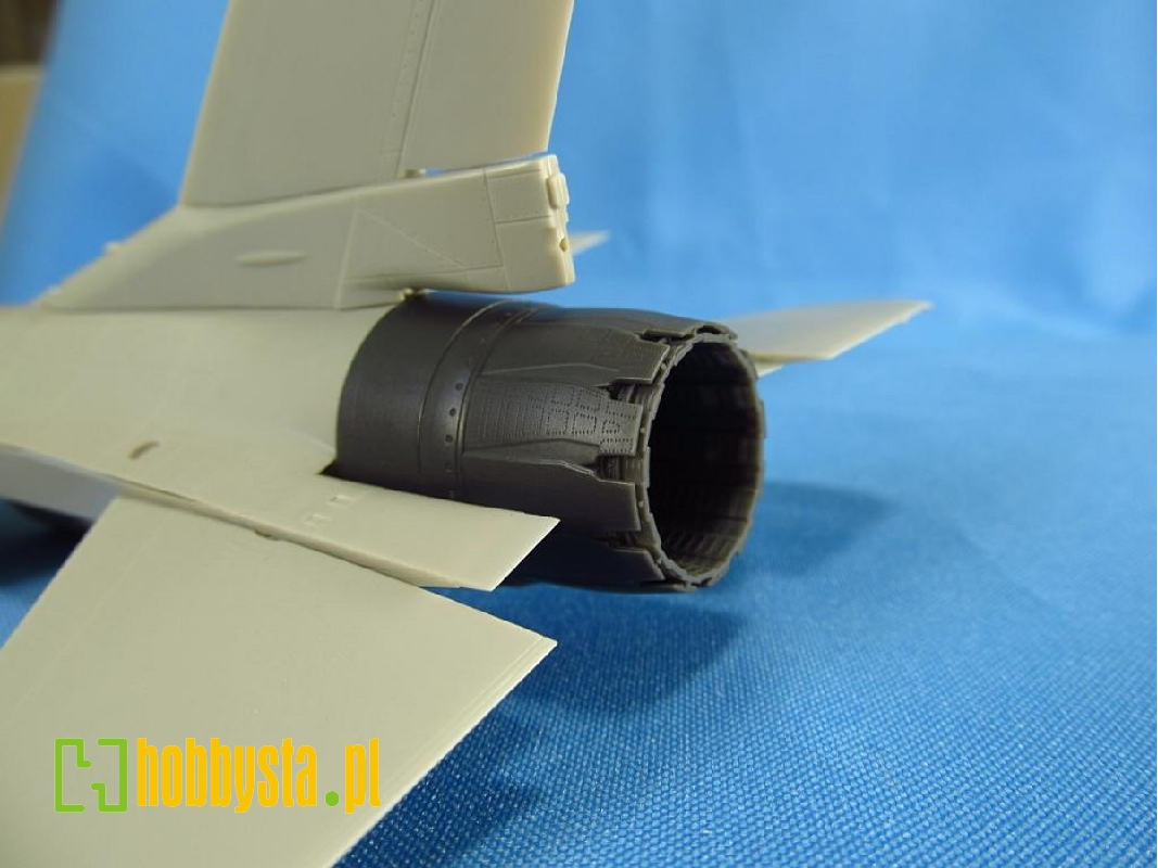 Lockheed-martin F-16 C - Opened Jet Nozzle For Engine F110 (Designed To ...