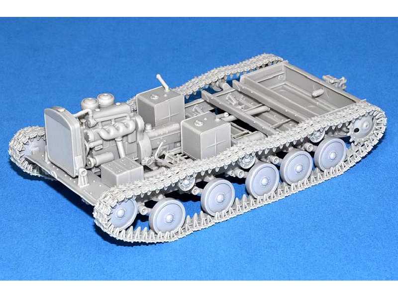 Ja-12 radziecki ciągnik artyleryjski - wczesna produkcja