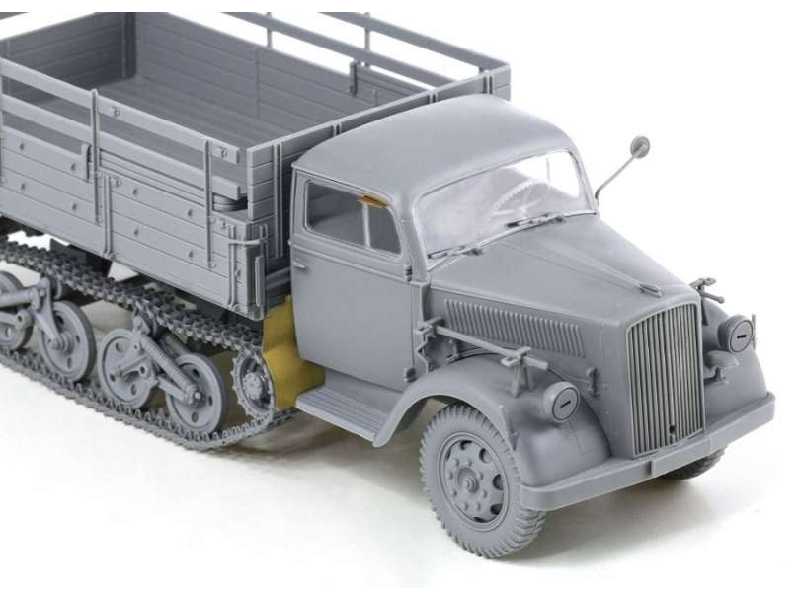 Sd.Kfz.3a Half-Track Truck Maultier