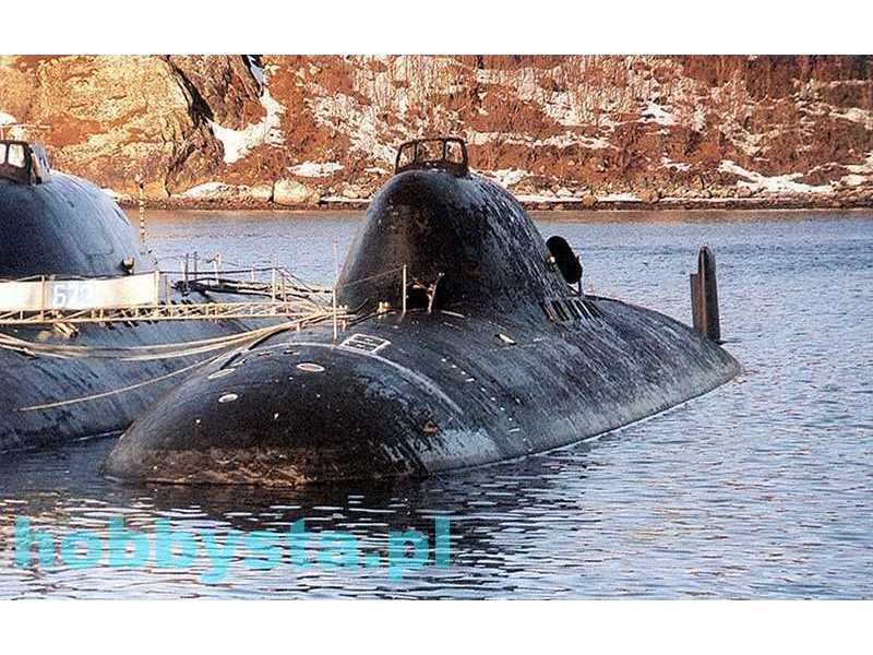 Alfa class Russian nuclear powered submarine [project 705/705K L